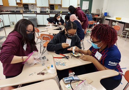 LaGuardia Community College Offers Training for U.S. News & World ...